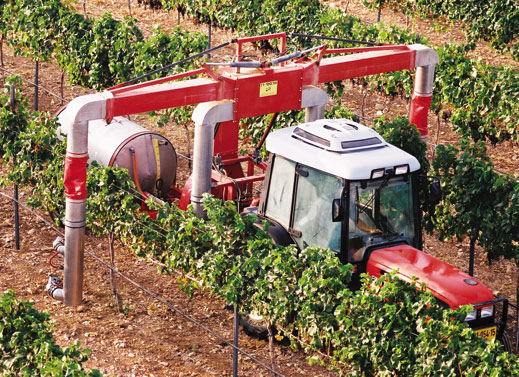 2 Row Low Volume Vineyard Sprayer - Raz Sprayers